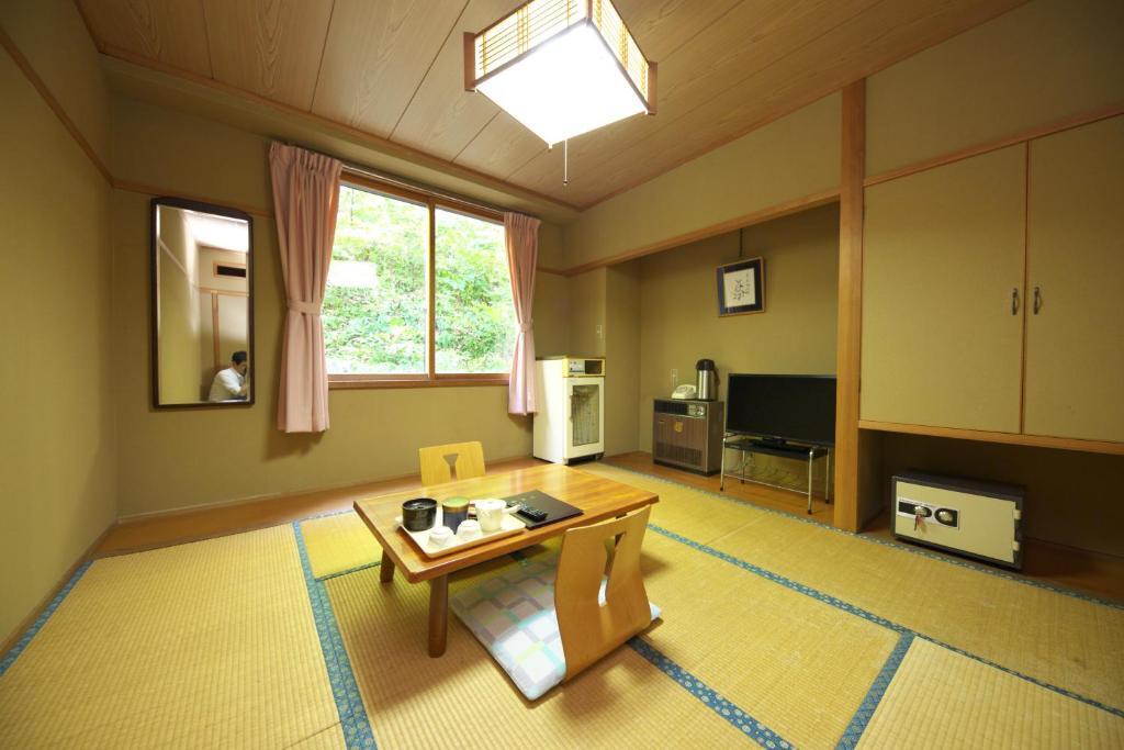 Hotel Shiga Swiss Inn 3* Shiga Kogen, Yamanouchi. Reviews, Photos & Deals 2025