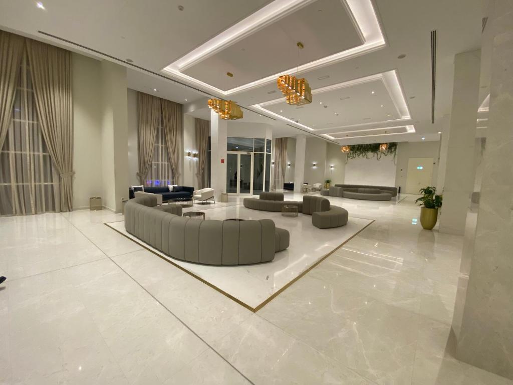 Hotel Luxury condo with beautiful views, beach and pools Doha, Qatar ...